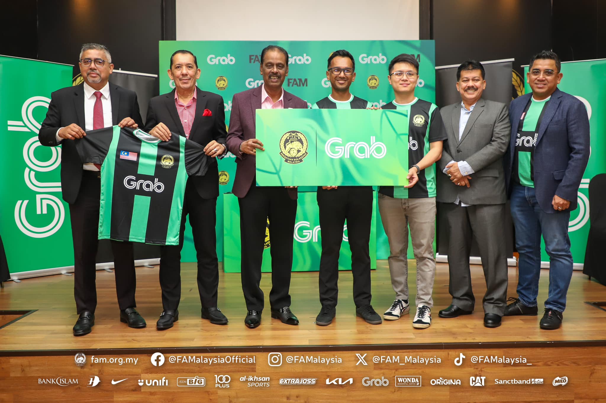 Grab Adalah Rakan E-Hailing & Penghantaran Makanan Rasmi FAM – Sukanz