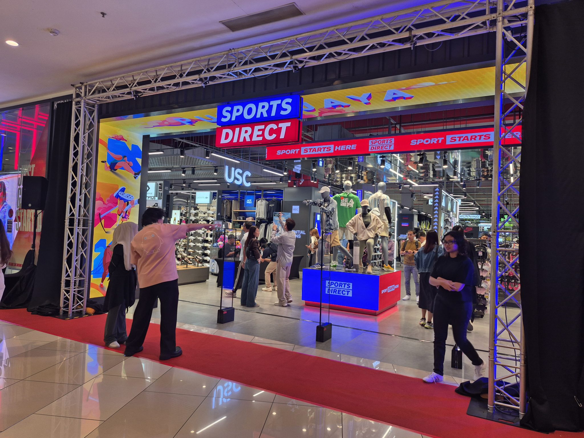 Sports Direct Buka ‘Flagship Store’ Ketiga – Tampilkan Zon Bola Sepak ...